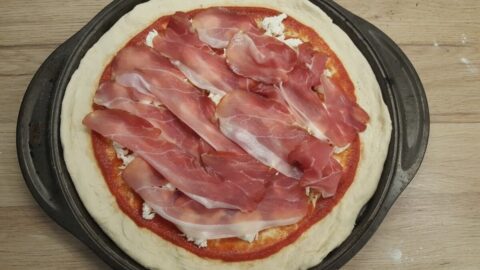 How to Bake Pizza at Home (9 Useful Tips) - Love To Eat Italian